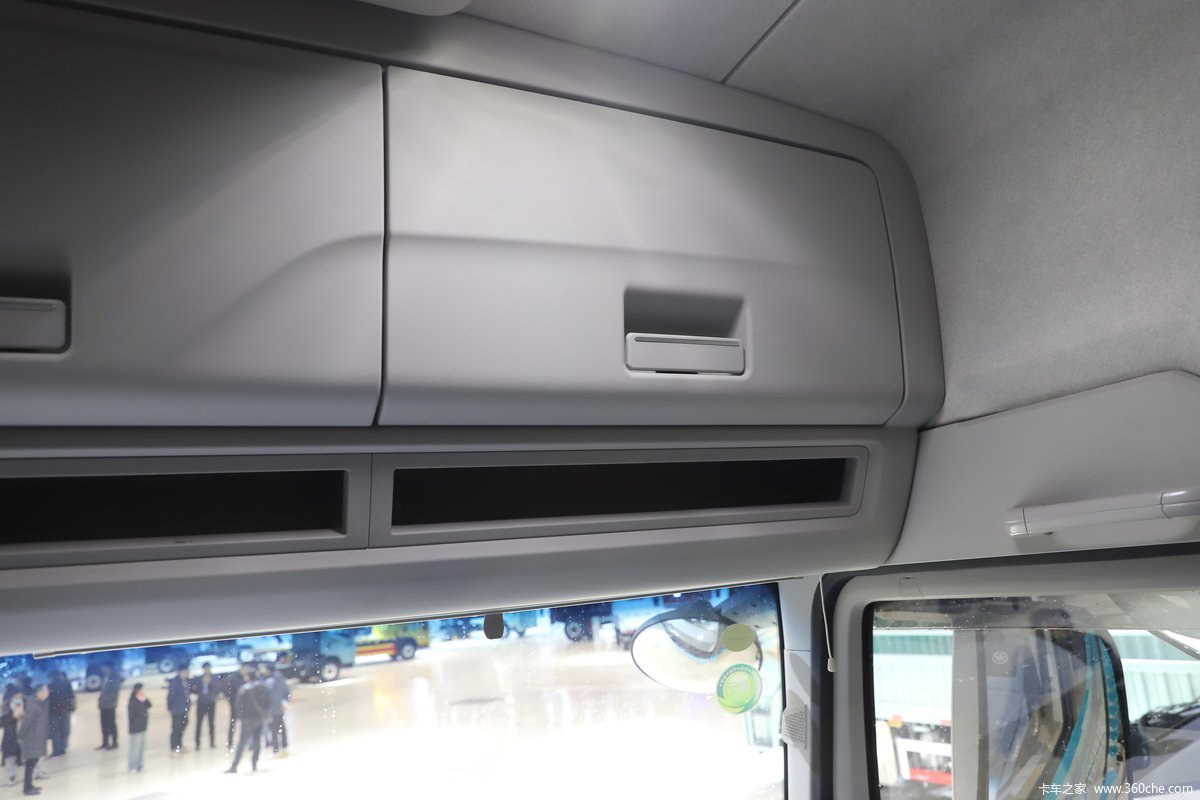 【图】青岛解放 新JH6 640马力 6X4 AMT自动档牵引车_实拍图片_2013452_卡车之家