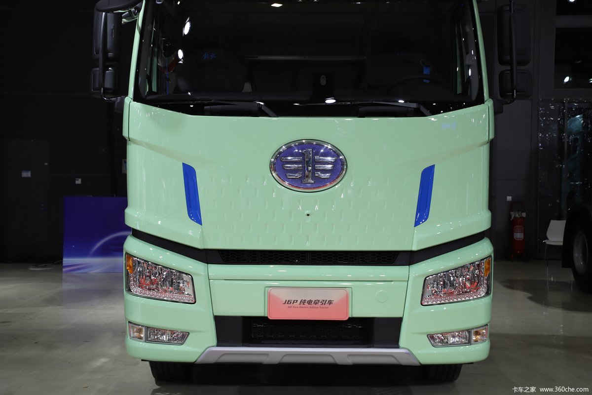 【图】一汽解放 J6P 6X4 纯电动牵引车(CA4250P66T1BEVA10)528.13kWh_实拍图片_2014149_卡车之家