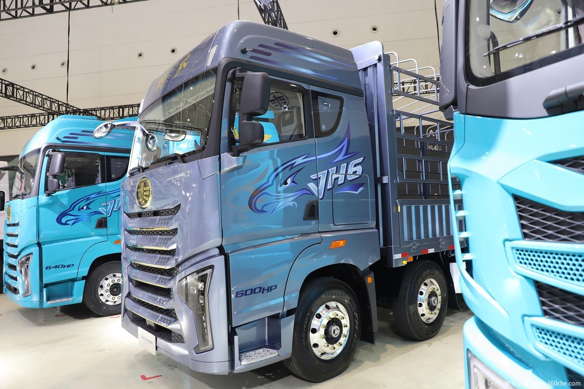 【图】青岛解放 新JH6 600马力 8X4 9.5米AMT自动档仓栅式载货车(CA5320CCYP25K15L7T4E6A80)_实拍图片_2016967_卡车之家