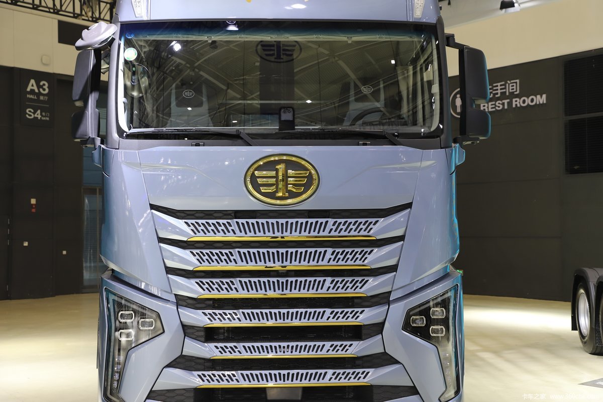 【图】青岛解放 新JH6 600马力 8X4 9.5米AMT自动档仓栅式载货车(CA5320CCYP25K15L7T4E6A80)_实拍图片_2016967_卡车之家